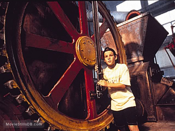 Mighty Morphin Power Rangers: The Movie - Publicity still of Jamie Croft