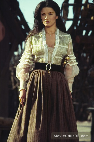 The Mask Of Zorro Publicity Still Of Catherine Zeta Jones The Mask Of Zorro Publicity Still Of Catherine Zeta Jones
