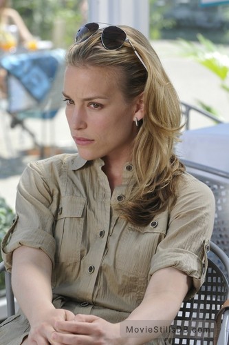 Piper Perabo Covert Affairs Promo