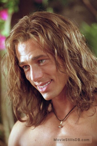 George Of The Jungle 2 Julie Benz