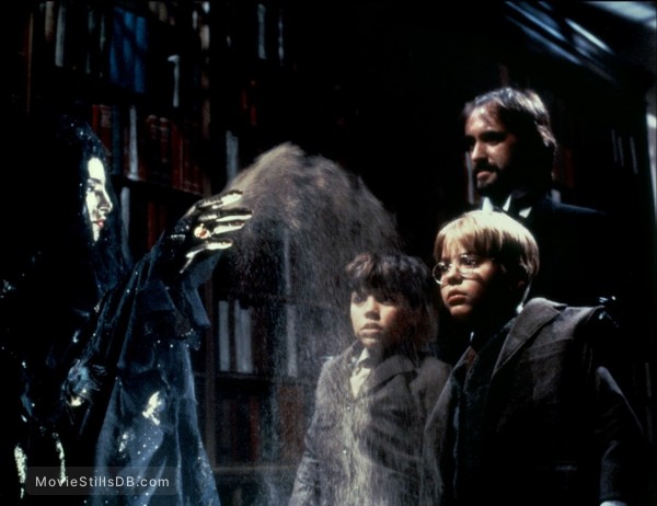 Something Wicked This Way Comes - Publicity still of Pam Grier ...