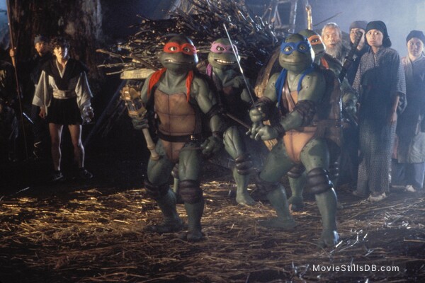 Teenage Mutant Ninja Turtles III - Publicity still of Paige Turco ...