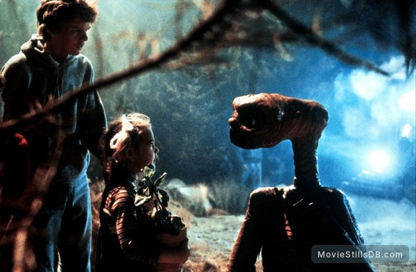 E.T.: The Extra-Terrestrial - Publicity still of Drew Barrymore ...