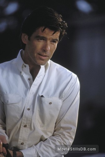 Live Wire - Publicity still of Pierce Brosnan