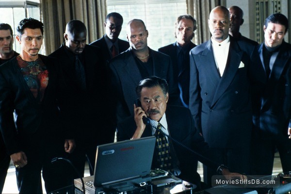 The Big Hit - Publicity still of Lou Diamond Phillips & Avery Brooks