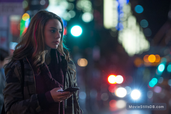 Wonder - Publicity still of Izabela Vidovic