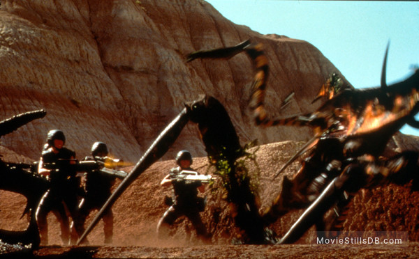 Starship Troopers - Publicity still of Casper Van Dien