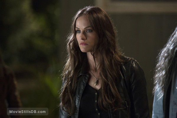 True Blood - Episode 6x07 publicity still of Kelly Overton