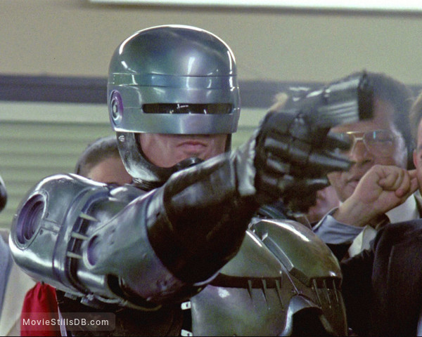 RoboCop - Publicity still of Peter Weller & Felton Perry