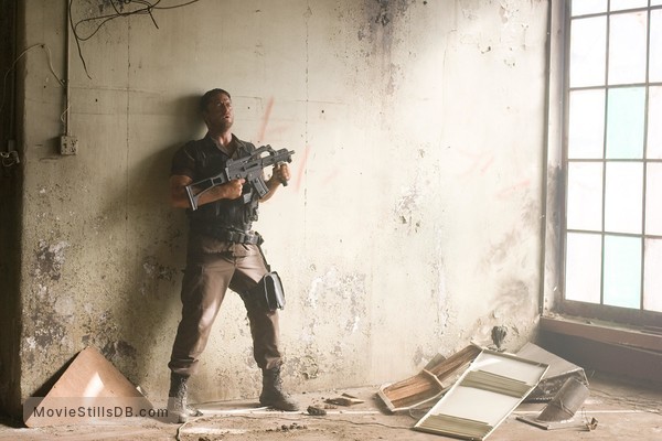 Gamer - Publicity still of Gerard Butler