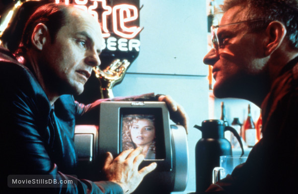 Total Recall - Publicity still of Michael Ironside & Sharon Stone