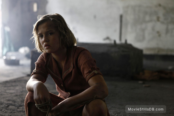 Lore - Publicity still of Nele Trebs