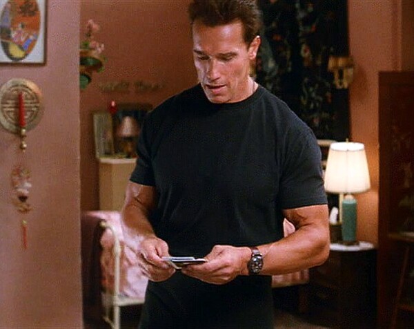 Eraser - Publicity still of Arnold Schwarzenegger