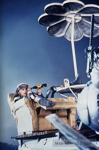 Tank Girl - Publicity still of Lori Petty