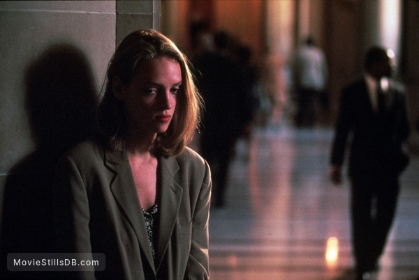 Final Analysis - Publicity still of Uma Thurman