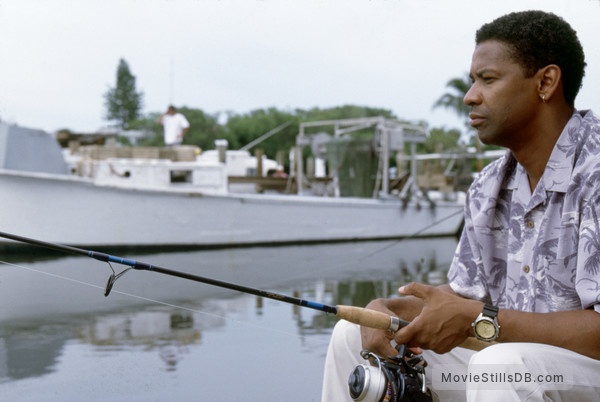 Out Of Time - Publicity still of Denzel Washington
