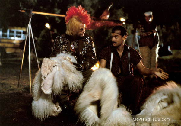 Dragnet - Publicity still of Tom Hanks & Dan Aykroyd