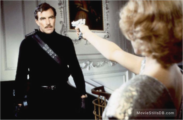 Lassiter - Publicity still of Tom Selleck