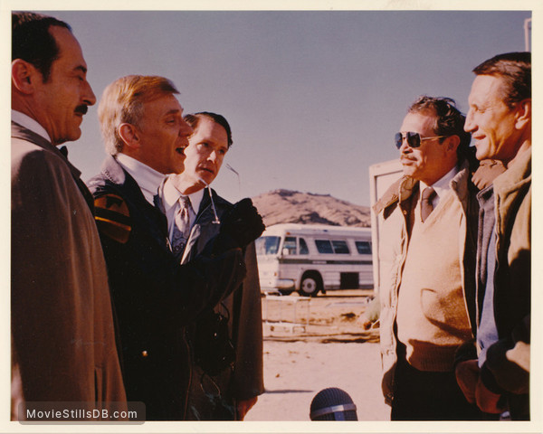 Blue Thunder - Publicity still of Malcolm McDowell & Paul Roebling