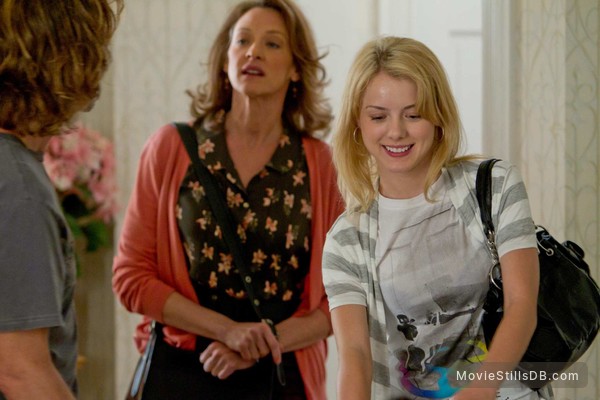 Joan Cusack Shameless